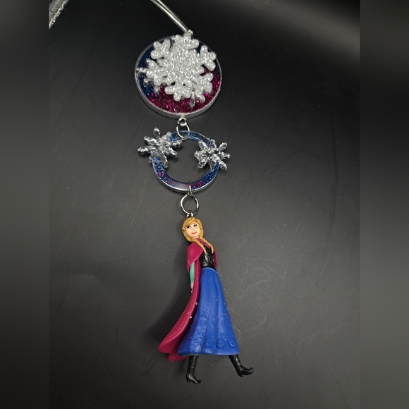 Holiday | From Frozen Christmas Ornament | Poshmark